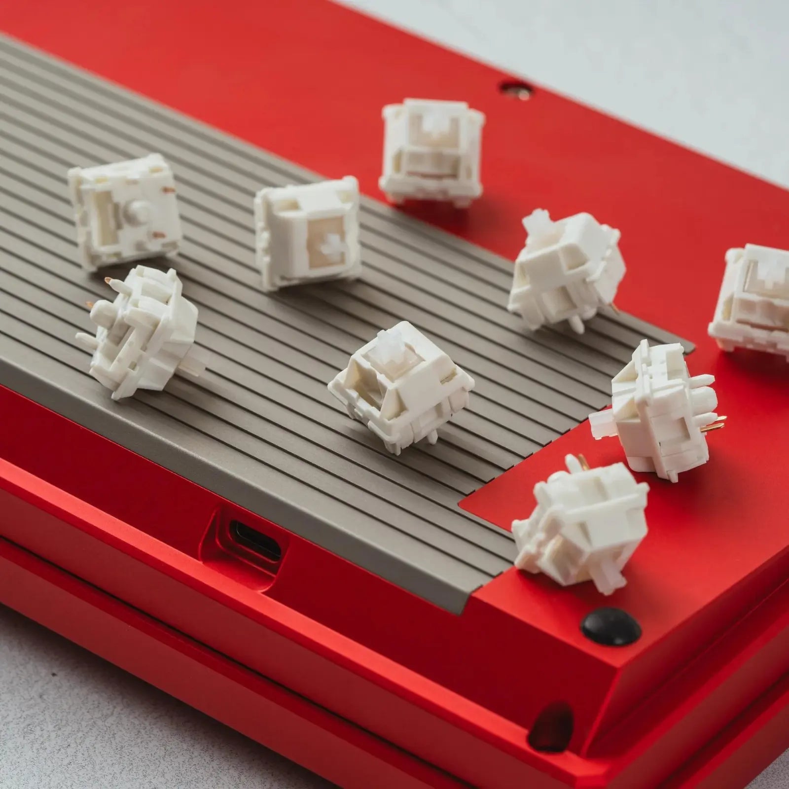Lychee Milk - Linear Switches - SerpentKeys